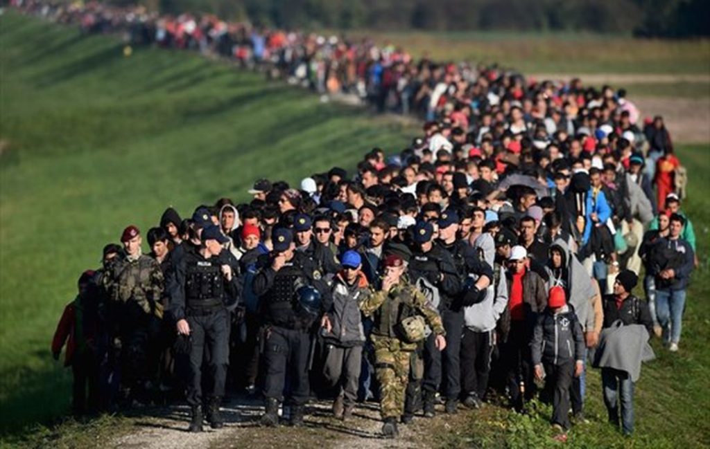 Migratie - naastenliefde of manipulatie